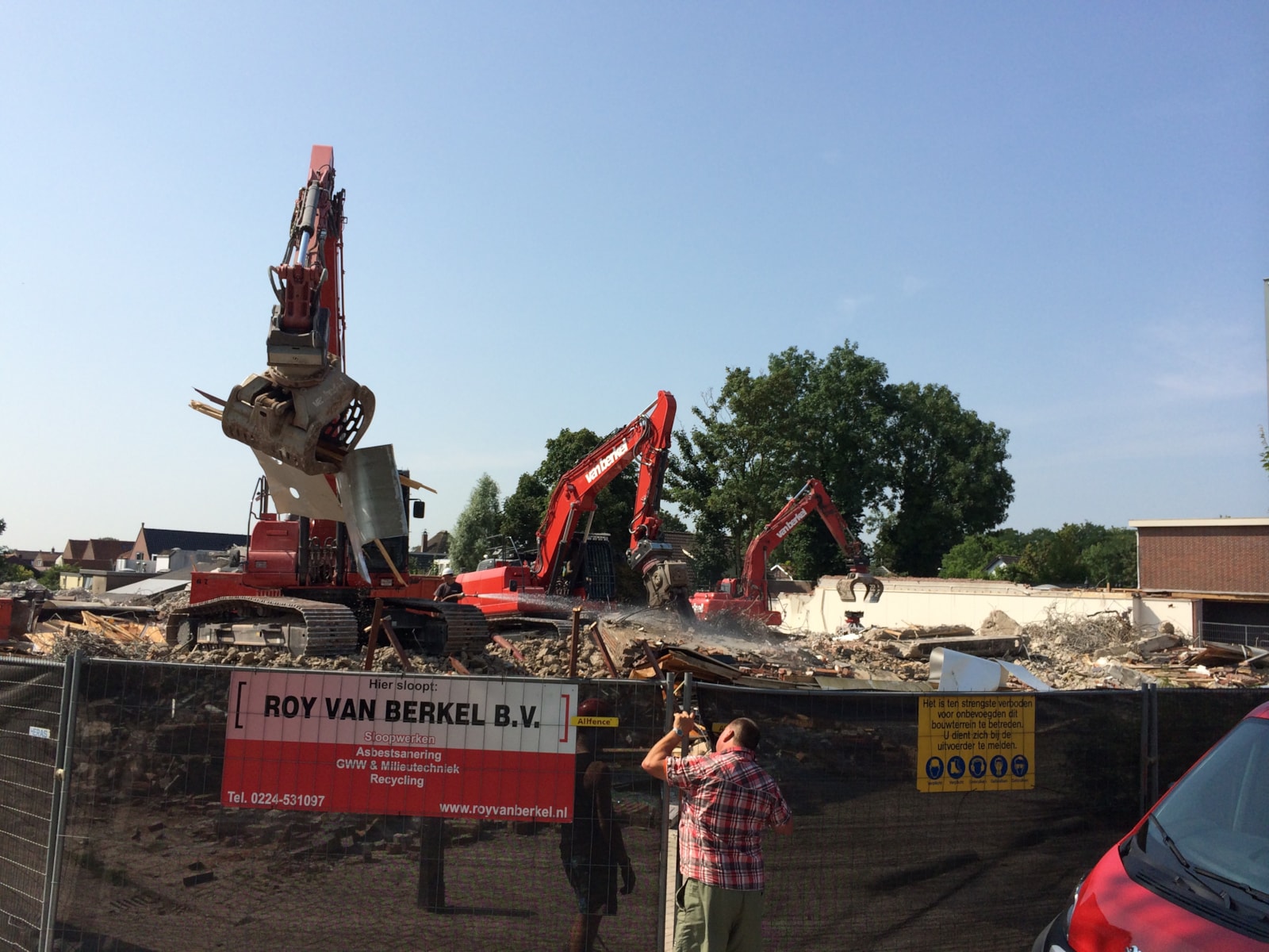Nieuwe Oil quick systeem in werking bij van Berkel Sloopwerken - Roy ...